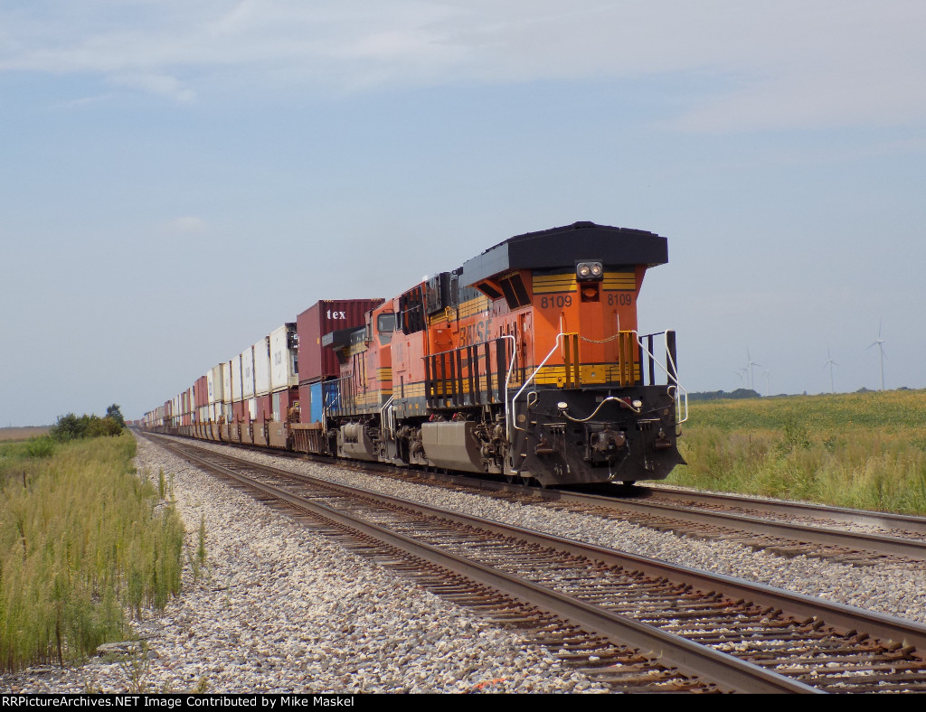 BNSF 8109